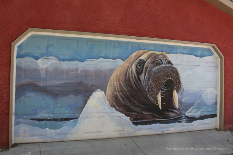 Arctic Gallery: Murals In A Winnipeg Alley | Destinations Detours and ...