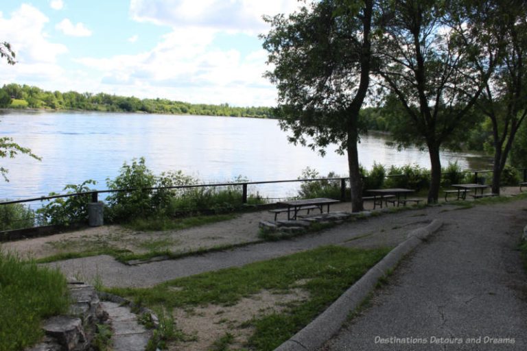 Southern Manitoba’s Red River Heritage Parkway | Destinations Detours ...